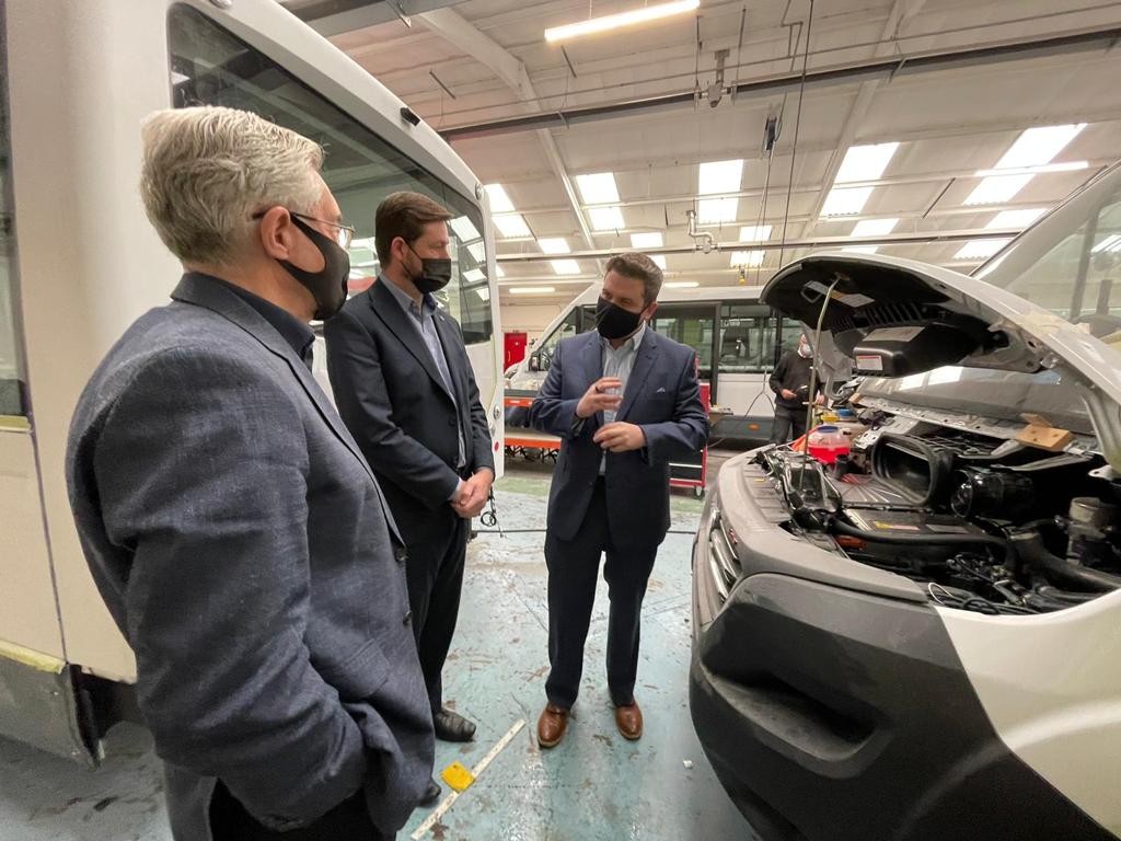 Mellor Buses visit in Rochdale – Jim McMahon OBE MP